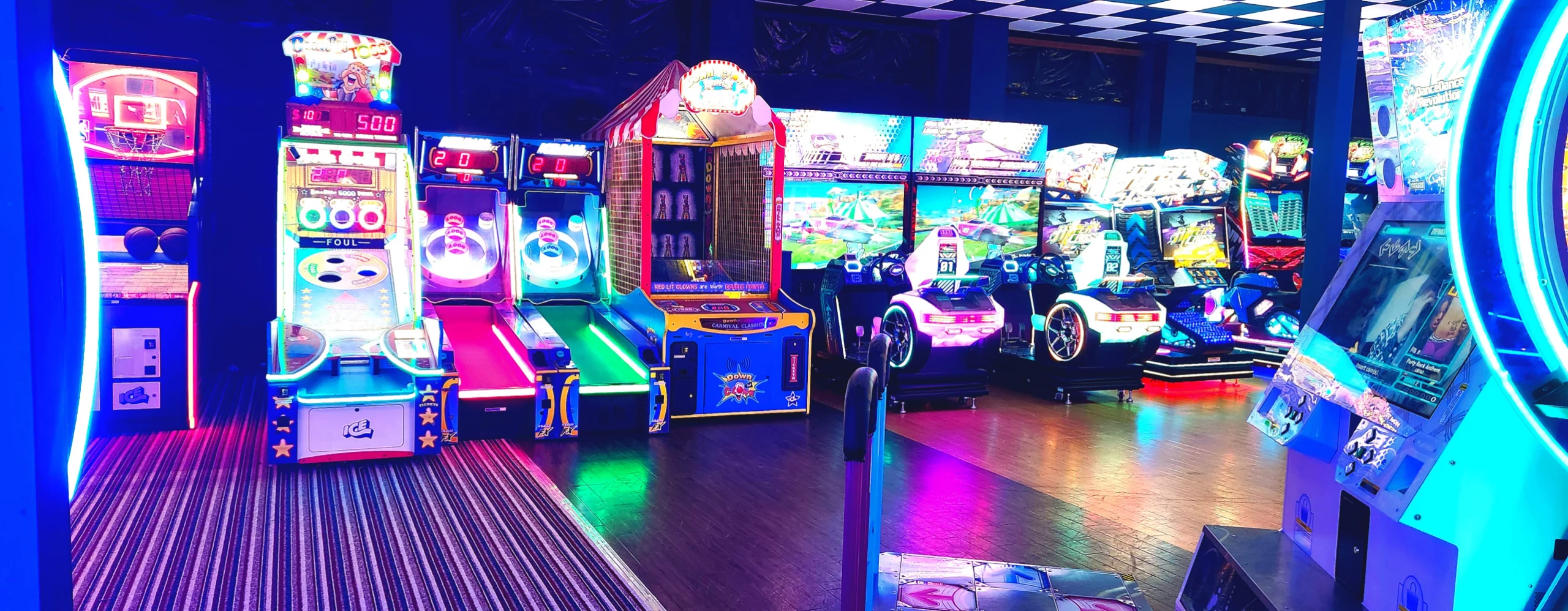 Madisons Arcade - Madison Heights